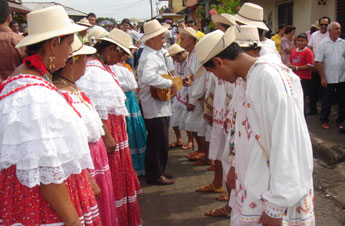 CRITICA EN LINEA: ocueños se preparan para celebrar el festival del ...