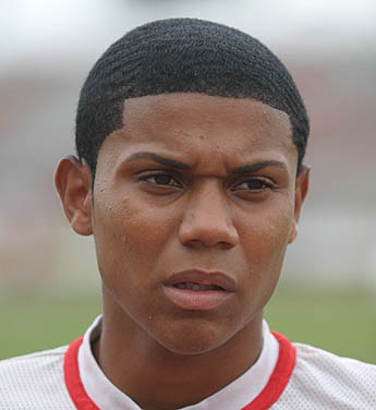 Quezada espera entrenar fuerte para llegar bien a la eliminatoria ...